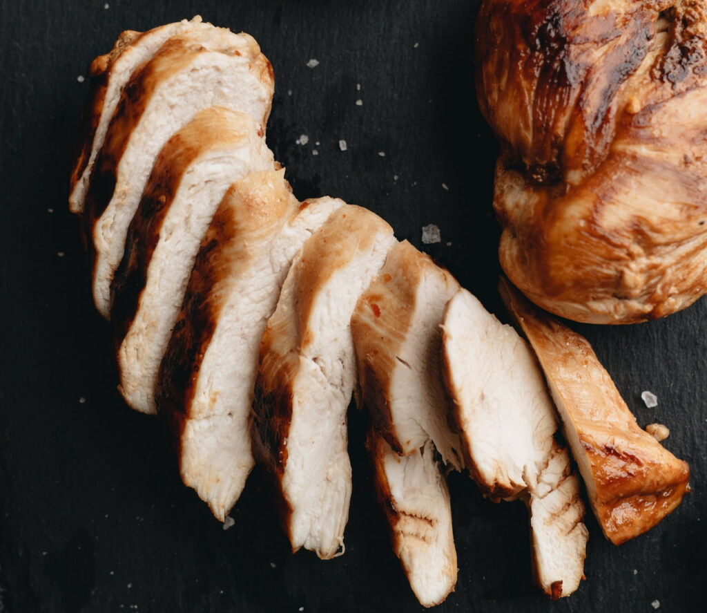 Can Goldfish Eat Chicken | The Goldfish Tank